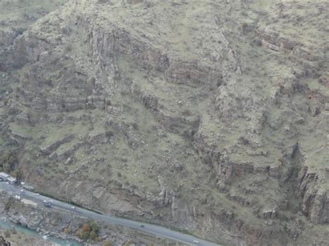Fault Propagation Folds A Thrust Fault Terminate Upsection Replacing