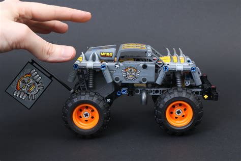 LEGO Technic 42119 Monster Jam Max-D anmeldelse