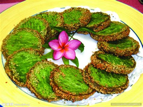 绿茶芋饼摄影图 传统美食 餐饮美食 摄影图库 昵图网