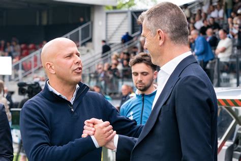 Slot Baalt Van Dijkhuizen Juist Geen Arrogantie Soccernews Nl