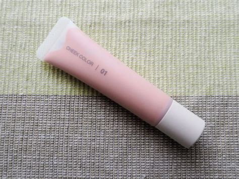 米粒大ですんごい発色！無印良品の「クリームチーク」がアツい 女子spa！