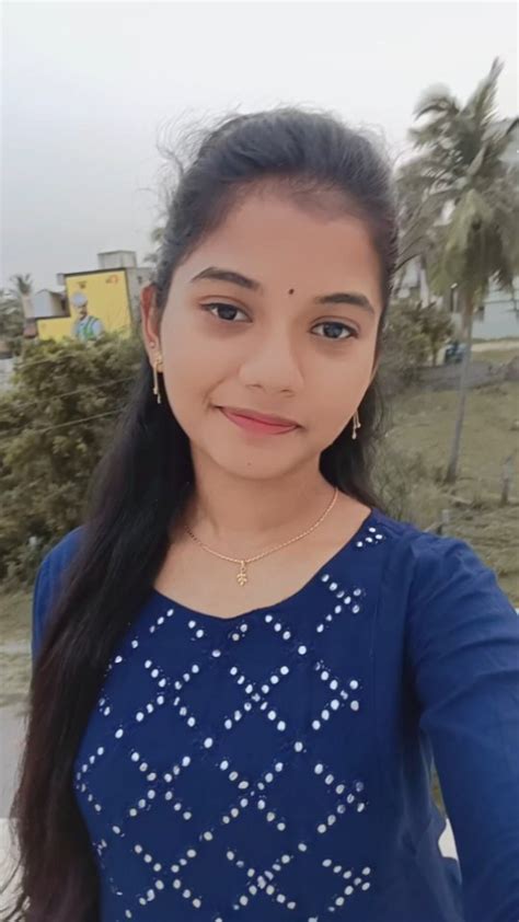 𝐇𝐚𝐫𝐢𝐤𝐚𝐚𝐛𝐡𝐢 Hiiamharika • Instagram Photos And Videos