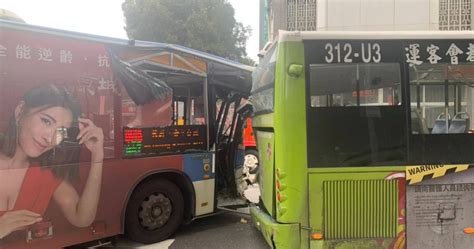 快訊北市喜來登飯店前嚴重車禍 行人遭捲公車車底亡