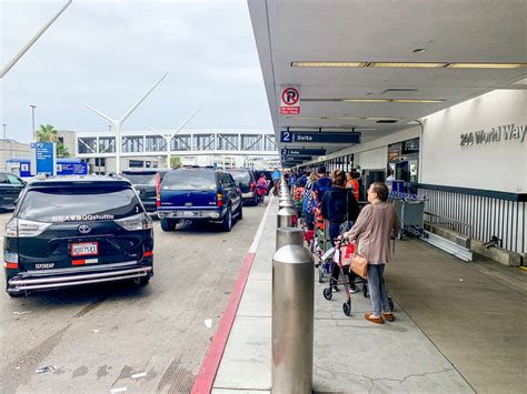 Los Angeles Airport 101 The Best Way To Get To Lax The Points Guy