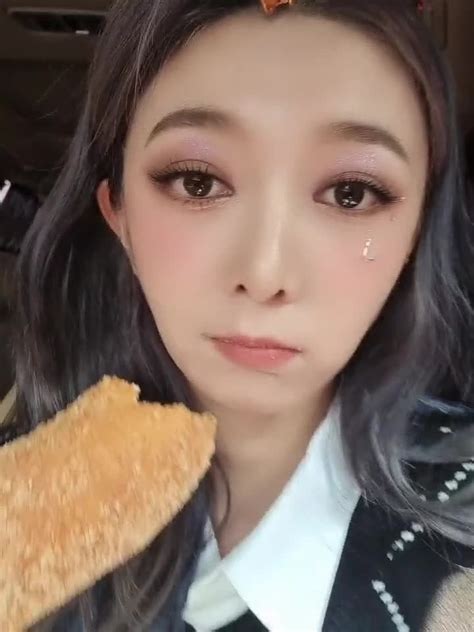 Dreamcatcher Community Posts 이런걸 왜 찍었던 거지🤔 Dami