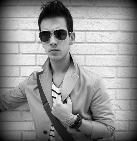 WobiSobi: Love, Adam.