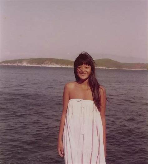 陈凯歌前妻洪晃晒京郊院子，空地上百平，爱马仕被她拍出廉价感