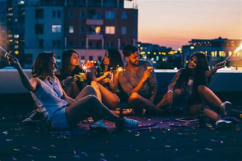 14600 Chicas Borrachas Fotografías De Stock Fotos E Imágenes Libres
