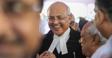 Emotional Justice Manmohan Bids Goodbye To Delhi High Court To Take