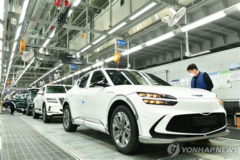 킹산직 채용 돌아왔다…현대차 2년간 1 100명 채용