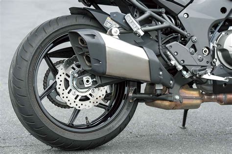 カワサキ「ヴェルシス1000se」インプレ（2022年）並列4気筒エンジンを搭載するビッグアドベンチャー 22 Webオートバイ