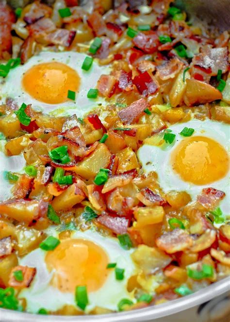 Bacon Egg Potato And Cheese Breakfast Skillet