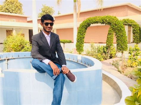 Muhammad Qurban Profile Freelancer Qambar