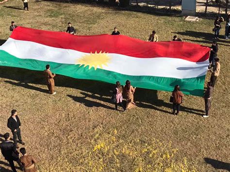 مامۆستایەکی زانکۆی سەلاحەدین Salahaddin University Erbil Facebook