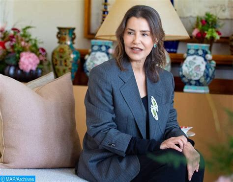 Lalla Meryem Représente Le Roi à La Cérémonie De Couronnement De