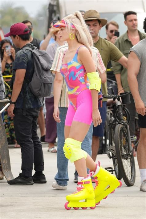 Margot Robbie And Ryan Gosling Bts The Movie Barbie 25 Photos The
