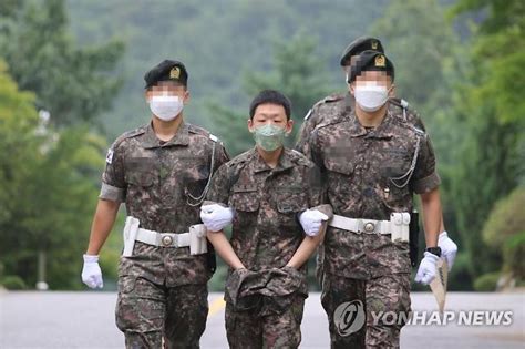 미성년 성착취 박사방 공범 육군 일병 이원호 1심서 징역 12년 아주경제