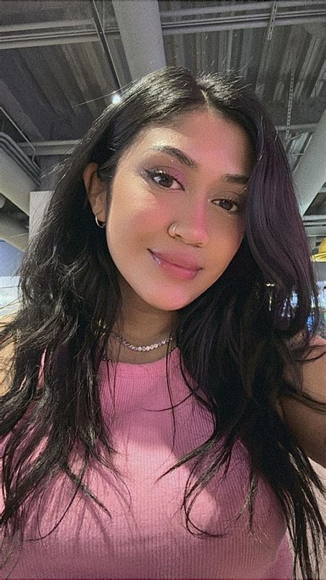 Arcade Games Made My Face Pink Loll 😁💕 Sexy