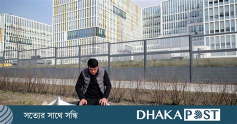 একাকী ফরজ নামাজ আদায়ের জন্য ইকামত দিতে হবে