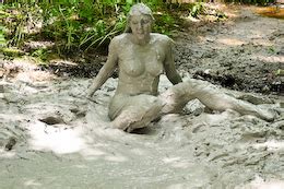 MPV Aroused In Mud Video