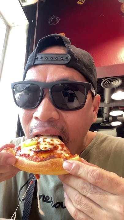 Craving Hawaiian Pizzapeoplevsfood Foodtrip Foodshorts Youtube