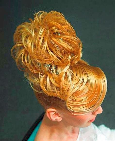 Pin By Zsófia Pink On Beautiful Hair And Make Up2 Up Hairstyles