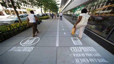 China City Sets Up Lane For Walking And Texting Abc Ny Com