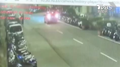 女見前夫又訪友現任男友吃醋 當街押上車遭民眾誤以為擄人報案