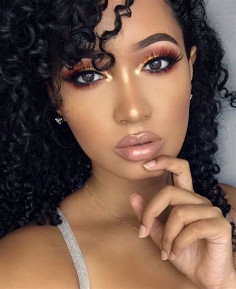 ANALESE REDMAN EYES