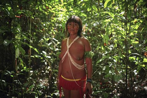 The Giant Women Of Ehuana Yanomami SumaÚma