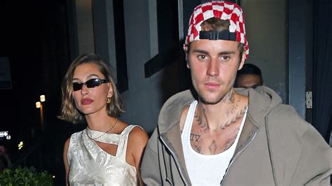 Hailey Bieber Seemingly Shuts Down Justin Bieber Divorce Rumors On Instagram Teen Vogue