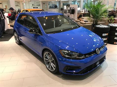 2018 Golf R Mk75 Colour Booklet Techno Blue Pearl