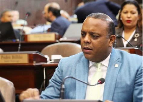 Proceso do Diputado peledeísta Luis Henríquez también está