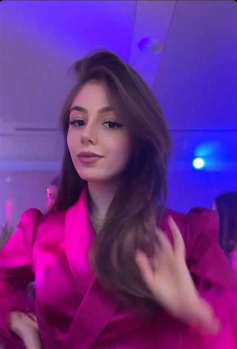 صور بنات كيوت