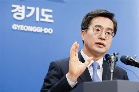 강대웅의 정문일침頂門一鍼 김동연식 유쾌한 인사 반란 조직의 유연성과 전문성 키웠다 아주경제