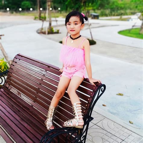 ทริปเปิลซีเบบี้มัมมี่สโตร์ ชุดไทยเด็ก ชุดแฟชั่นเด็ก ชุดคู่แม่ลูก 🍎