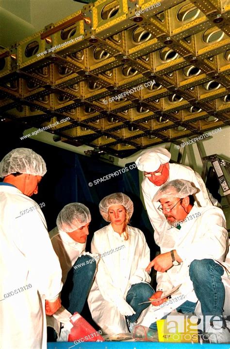 02 25 1999 At Astrotech Titusville Fla Discussing The