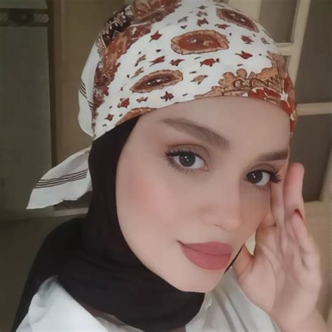 Meriem Aberkane Meriemaberk • Instagram Photos And Videos