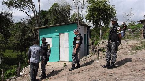 Corpo de PM desaparecido é achado enterrado em invasão na Zona Norte de