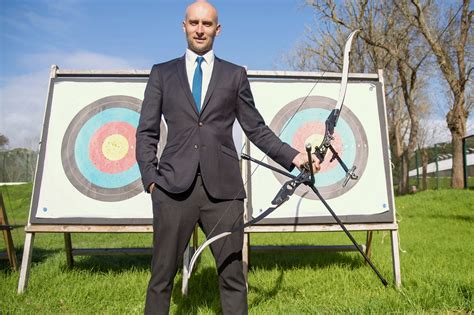 Nonverbal Communication Understanding Body Language