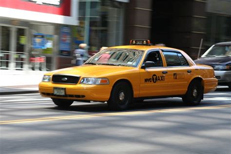 Turistas pagarão taxi cartão internacional in app nas Olimpíadas