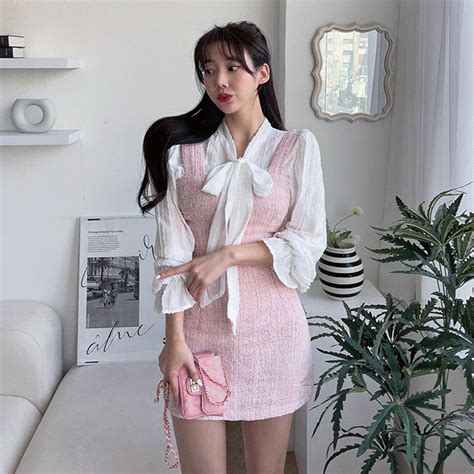 [하객룩 데이트룩] 봄신상 러블리 슬림핏 스퀘어넥 파스텔 뷔스티에 트위드 달링 미니 원피스 에이블리