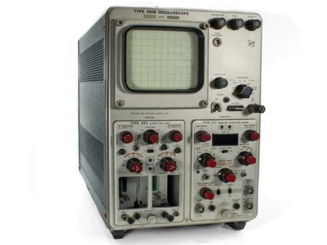 Tektronix 561b Oscilloscope Type 352 Sampling And 3t2 Random Sweep As