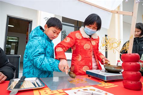 新春走基层 剪窗花画糖画猜灯谜玩转非遗 白马书院这场集市年味十足 湖南湘江新区 长沙晚报网
