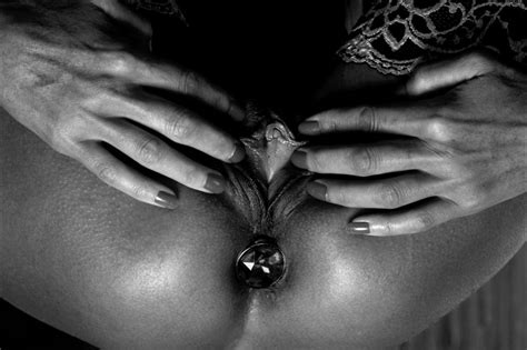 Women Who Use A Butt Plug Page 14 Lpsg