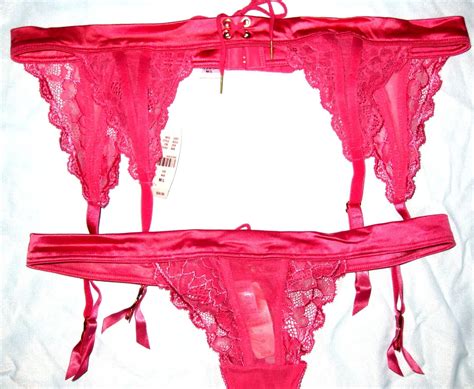 Why Are Garters Sexy Under Tec