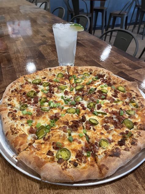 Charlies Italian Pizzeria And Restaurant Updated June 2024 15
