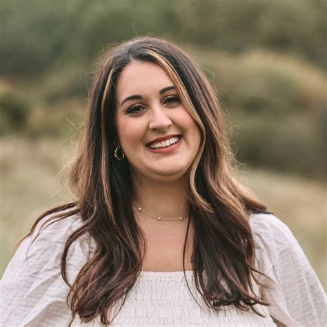 Amber Barefoot Real Estate Agent Compass