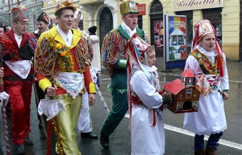 Obiceiuri și Tradiții Ucrainene De Crăciun Autor Mihaela Delia Firisciac Salut Sighet