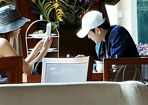 李多海官宣结婚，与崔东旭5月举办婚礼，曾是李易峰的初恋女友感情恋情经历